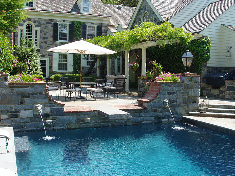 6 Stunning Swimming Pool Designs