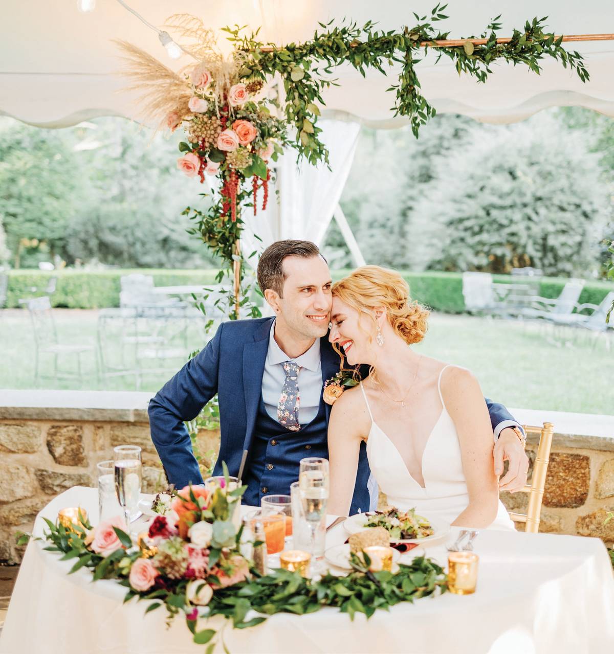 This Fall Wedding at Villanova's Appleford Estate Is Breathtaking
