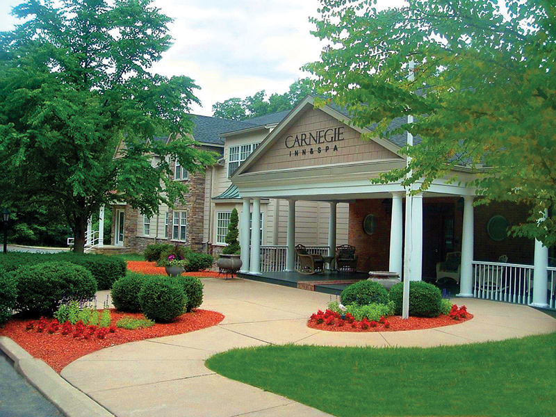 15 Drivable Honeymoons